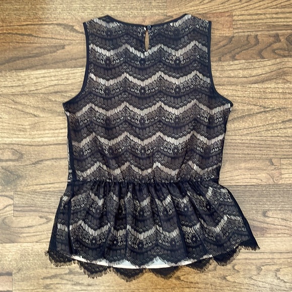 LOFT | Tops | Ann Taylor Loft Sleeveless Black And Tan Lace Scalloped ...